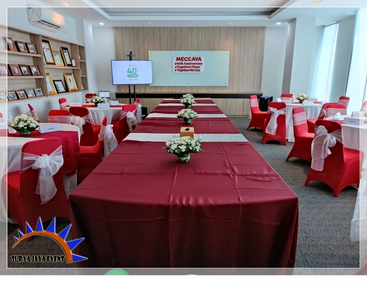 Sewa Set Meja Kursi Pesta Cover Merah Tabun – Pusat Sewa Alat Pesta ...